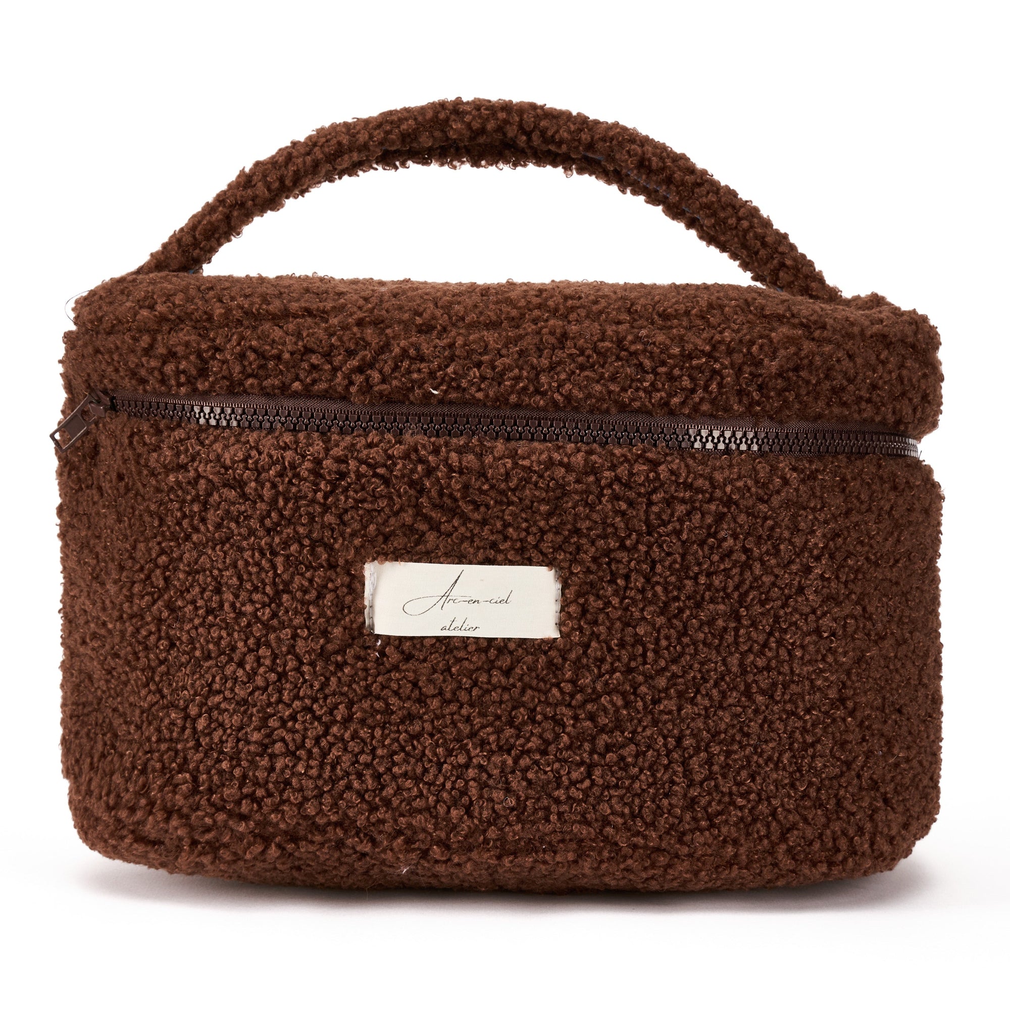 “Cocoa Bouclé” Toiletry Bag – Arc-en-ciel